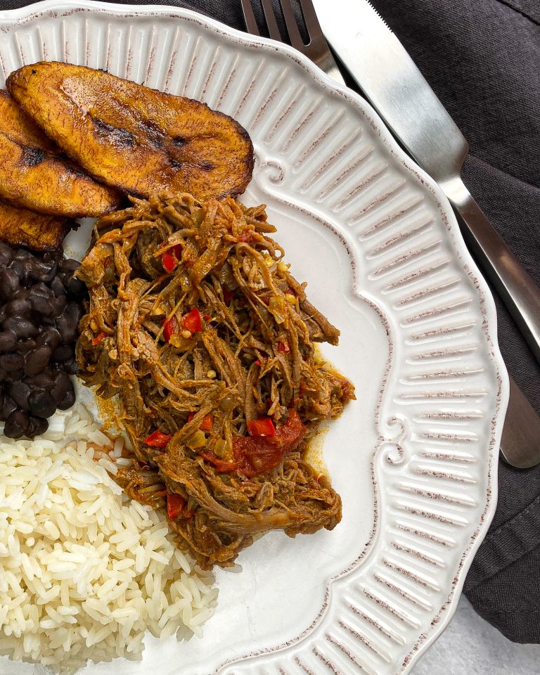 Pollo Mechado -combina con todo! - Adriana Cotte