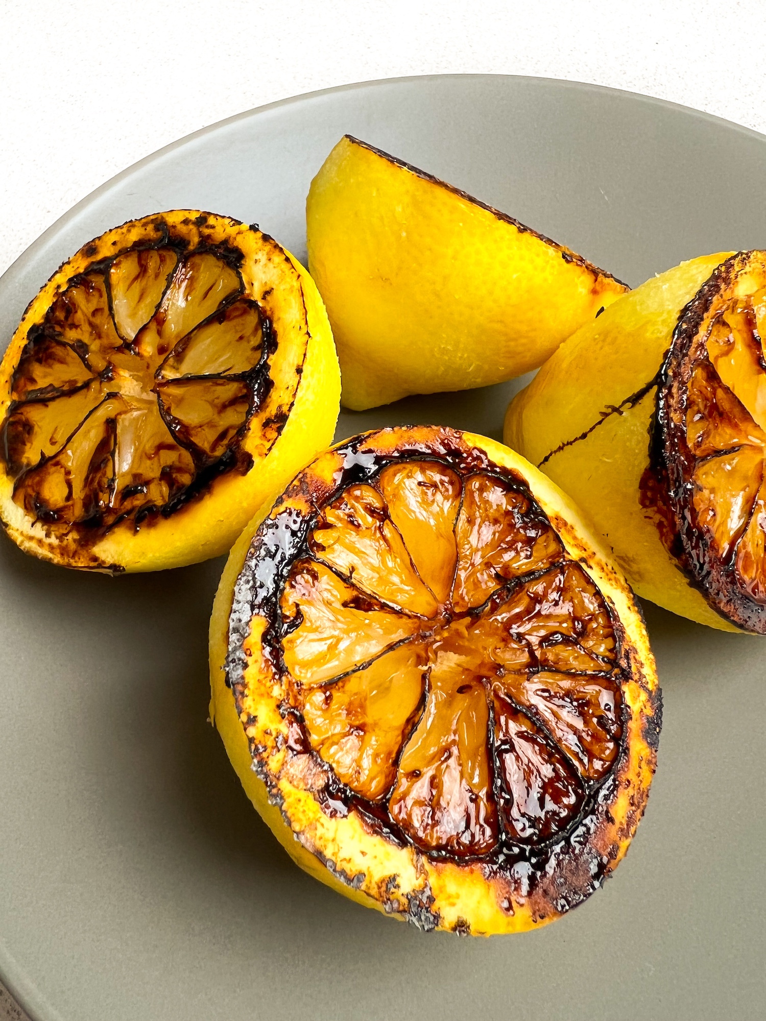 Salsa de Limón Quemado (con yogurt!) - Adriana Cotte