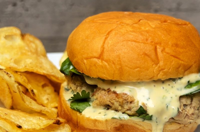 Hamburguesas de Atún con Mayonesa de Jengibre (estilo asiáticas) - Adriana Cotte